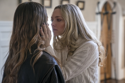 Production Stills - ASP008 - Amanda Seyfried Photos